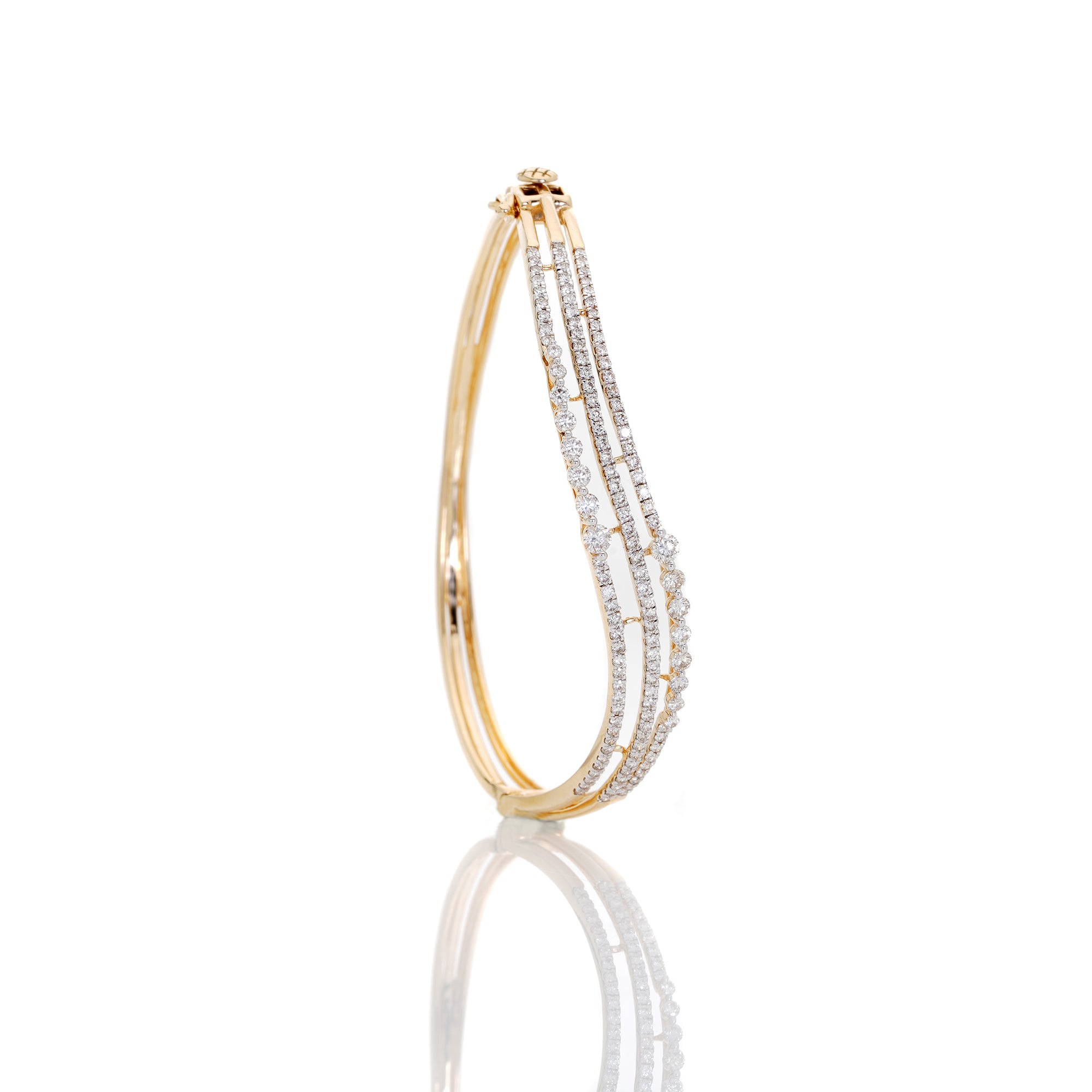 Wavy Diamond Bracelet – Khanna Jewellers